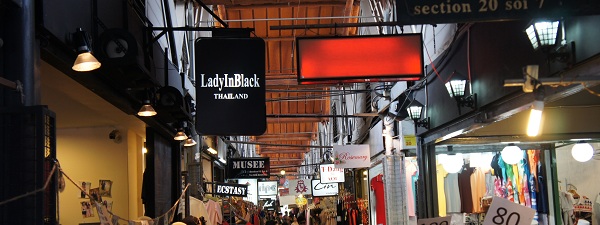 Chatuchak Weekend Market à Bangkok - Paris-Singapore